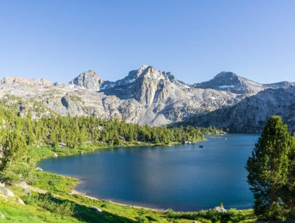 Backpack the Rae Lakes Loop