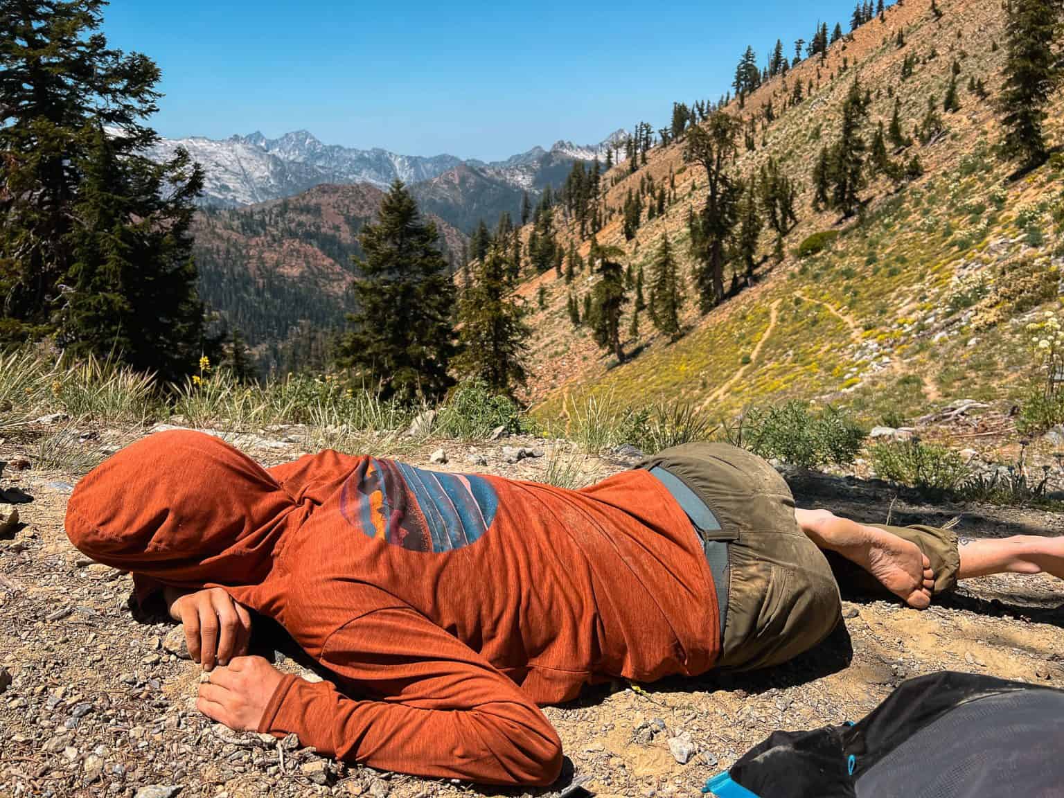Backpack the 4 Lakes Loop via Swift Creek: Trinity Alps Wilderness