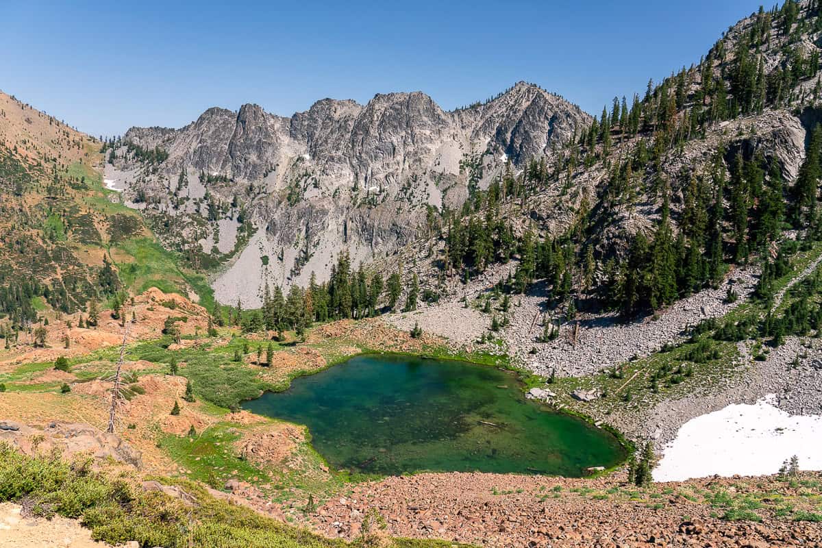 Backpack the 4 Lakes Loop via Swift Creek: Trinity Alps Wilderness