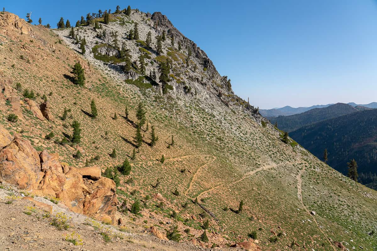 Backpack the 4 Lakes Loop via Swift Creek: Trinity Alps Wilderness