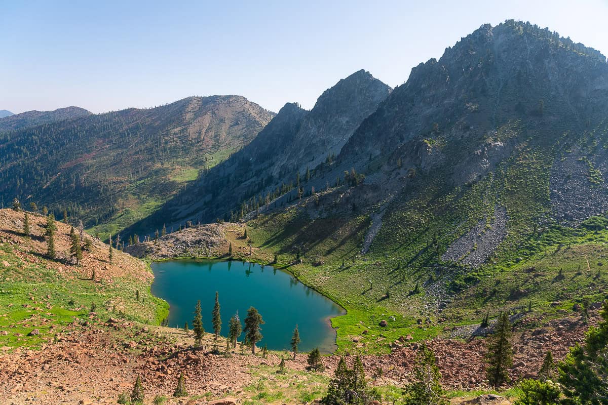 Backpack the 4 Lakes Loop via Swift Creek: Trinity Alps Wilderness