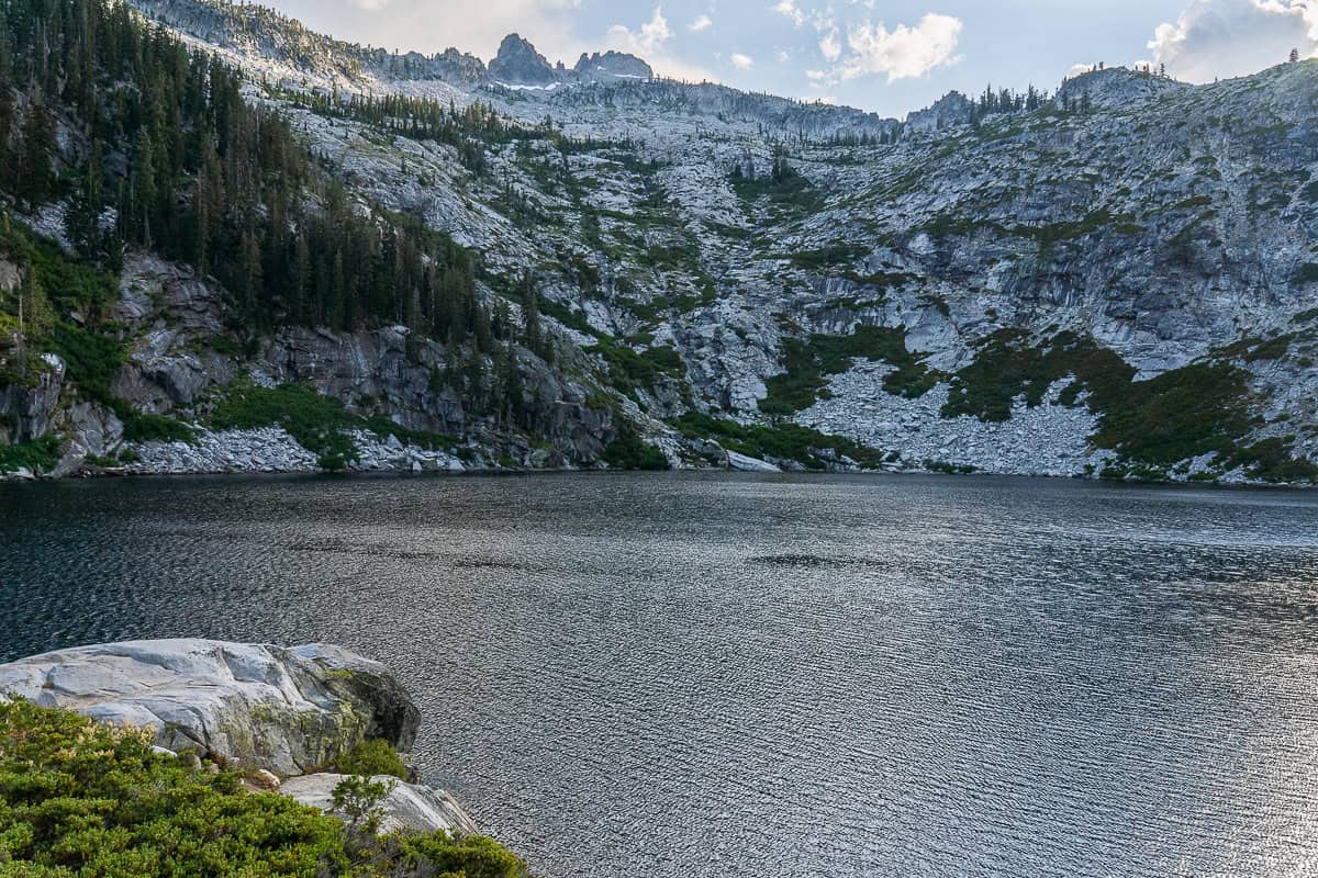 Backpack the 4 Lakes Loop via Swift Creek: Trinity Alps Wilderness